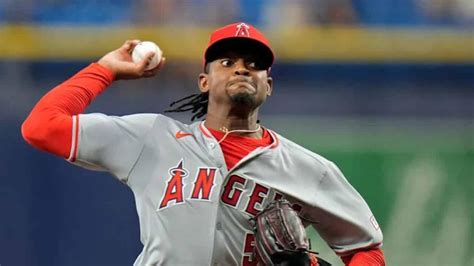 Mlb José Soriano Domina Los Bates De Filadelfia Diario Libre