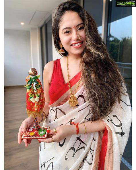 Actress Avantika Khatri Hd Instagram Photos And Wallpapers December 2022 Gethu Cinema