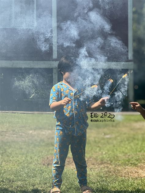 Main Bunga Api Waktu Siang Pun Boleh