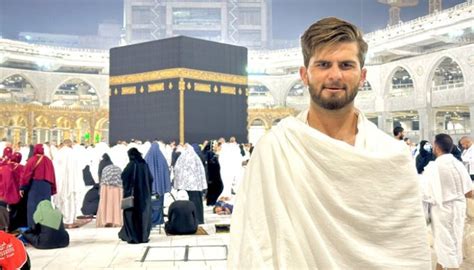 Shaheen Shah Afridi Performs Umrah