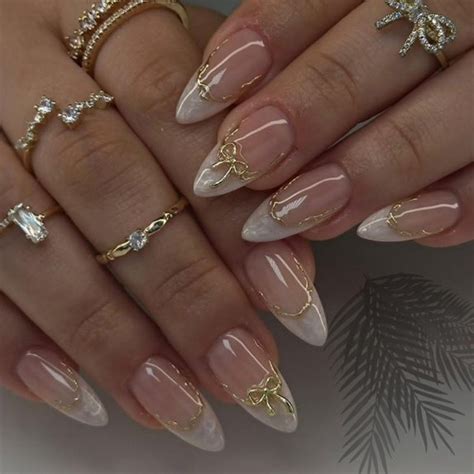 Exquisite Bow Knot Wearable Nails Almond Shape Gold Rimmed Lines