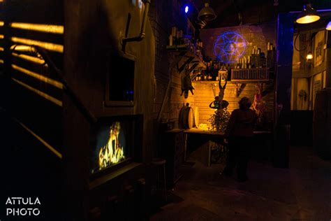 Six Flags Magic Mountains Halloween Fright Fest Goes Extreme
