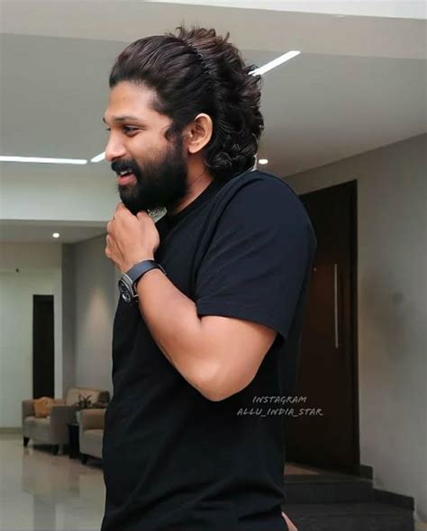 Allu Arjun Unseen Hd Images Long Hair Styles Wavy Hair Men Allu Arjun Hairstyle