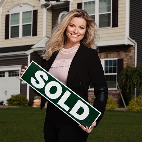 Stephanie Ide Real Estate Agent In Canandaigua Ny