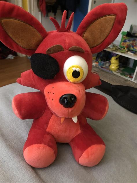People Who Own A Phatmojo Sanshee Foxy Plush Please Tell Me If Its An