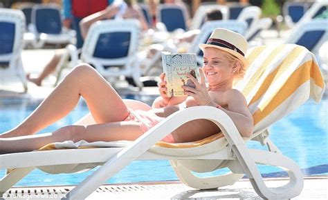Danniella Westbrook Topless 10 Photos Thefappening