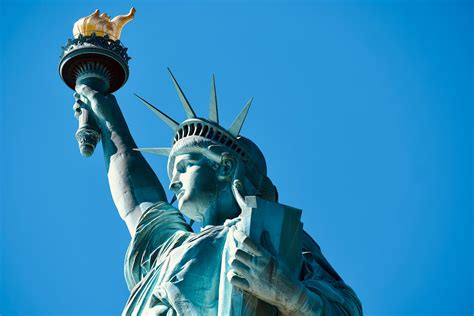 Devlet Bahçelinin Eşi Kimdir