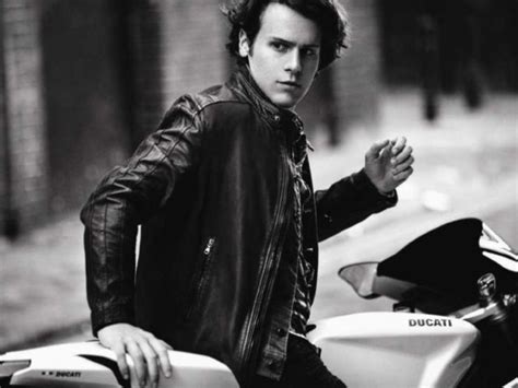 Pictures Of Jonathan Barnwell