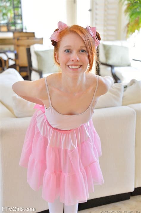 Slender Ginger Ballerina Dolly Stretches Her Clam With A Glass Sex Toy