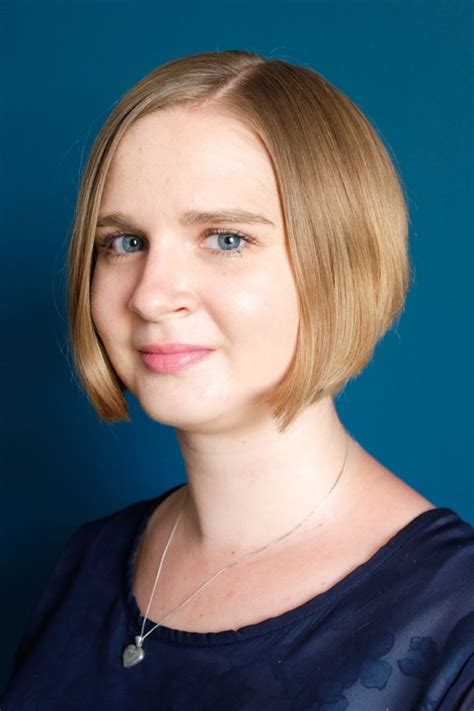 Sarah Writes Instagram Twitter And Facebook On Idcrawl