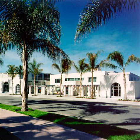 This Week Industry Paid Tribute To Postmodernism Pioneer Robert Venturi
