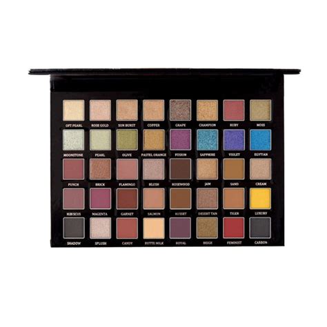 باليت ضلال ماجستك40 لون Majestic Eyeshadow Palette Character