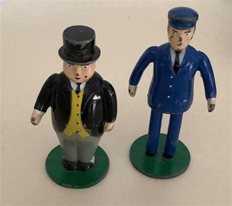Vintage Thomas The Tank Engine Fat Controller And Guard Diecast Figures