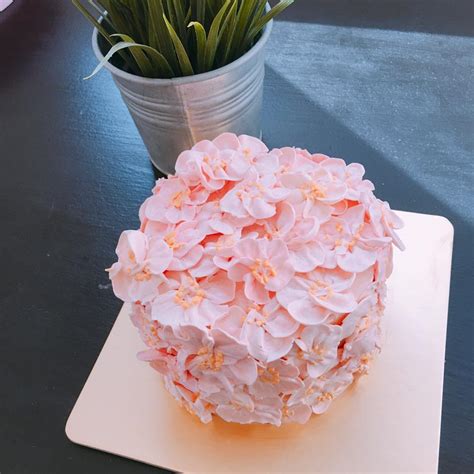 The Bakerian Baking School โรงเรียนสอนทำขนม Tel