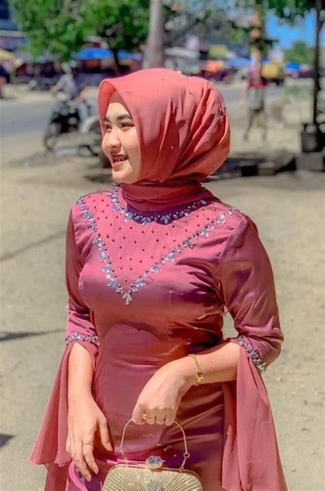 Cewek Bacol Satin Crot Baju Fashion Muslim Pakaian Seksi Mode
