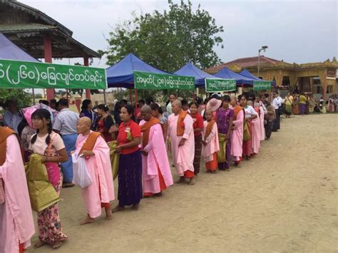 တနိုင်းမြို့နယ်၌ အသံမစဲမဟာပဋ္ဌာန်းသိမ်းအောင်ပွဲနှင့် ဆွမ်းဆန်စိမ်းလောင