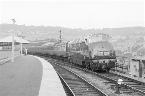 The Transport Library D802 Formidable Class 42 Warship Waiting