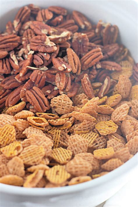 Pecan Praline Crunch Snack Mix Bite Sized Fun