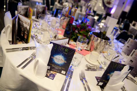 Charity Dinner Dance Table Setting In The Pavilion How To Plan A
