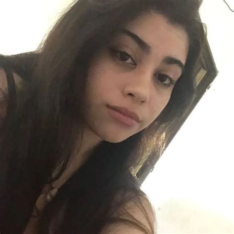 𝔤𝔦𝔰𝔢𝔩𝔩𝔢 Yipi Bordi On Threads