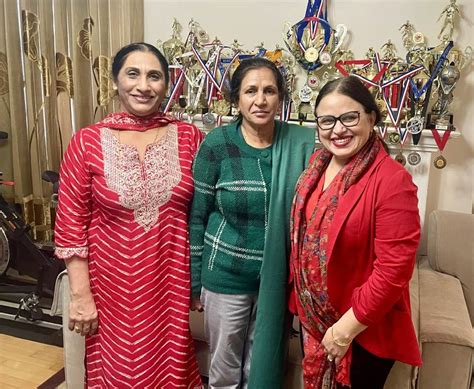 ਅੱਜ ਸਾਡੇ ਪਿੰਡ ਝਿੰਗੜ ਕਲਾਂ ਤੋਂ ਭੈਣ Kuldip Singh Gill Facebook