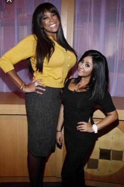 Wendy Williams Shoving Her Enormous Breasts In Snookis Face Scrolller