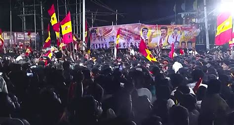တမီလ်မင်းသား ဗီဂျေး၏ မဲဆွယ်စည်းရုံးပွဲ၌ လူအုပ်လဲပြိုနင်းမိပြီး ၃၆ ဦး ထက