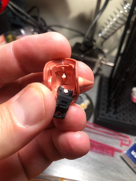 Chars Zaku Post In Shoulder Broke What Do I Do R Gunpla