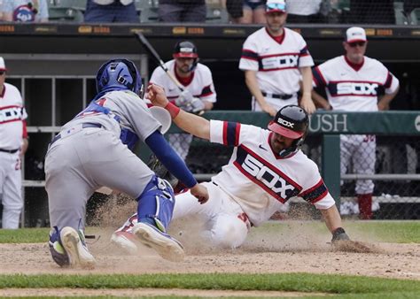 If We Treated The Crosstown Classic Like The Postseason Baseball
