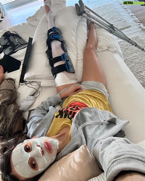 Nina Dobrev Wiki Biography Age Gallery Spouse And More