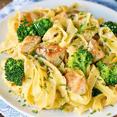 Fettuccine Alfredo With Broccoli Chicken And Broccoli Alfredo