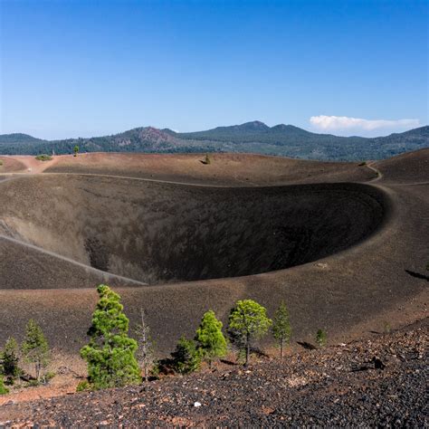 Lassen Volcanic National Park Lassen Volcanic National Park Looking