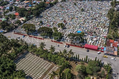 Makam Pahlawan Seroja Antara Foto