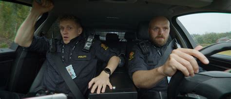 Bausjen Ny Serie Fra Gjengen Bak Hvite Gutter