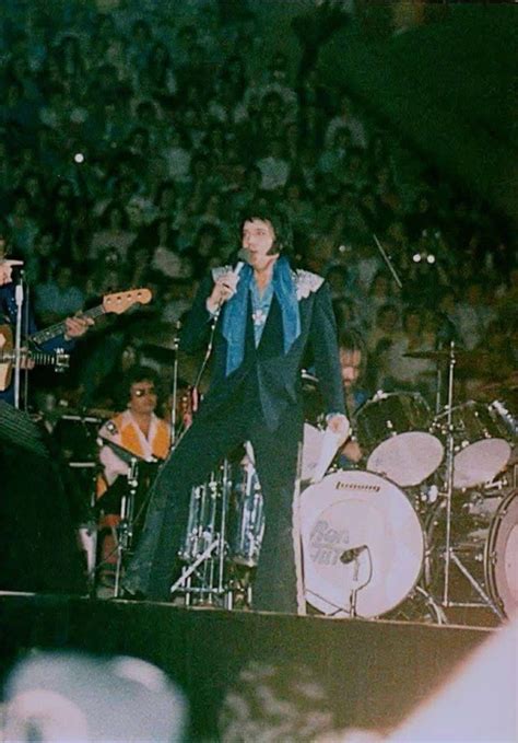 Tce Taking Care Of Elvis Elvis With His Secretary Girlfriend At The