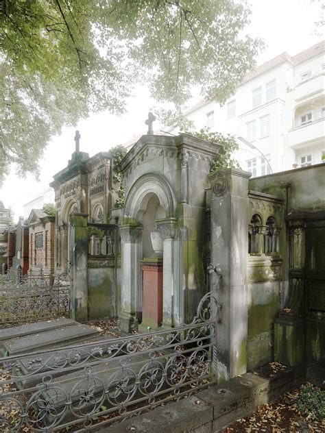 Fritz Brunier David Hiepler Hiepler Brunier · Alter St Matthäus Kirchhof Berlin By