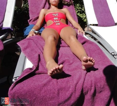 Lola Coms Et Tributes De Cette Cochonne Zb Porn