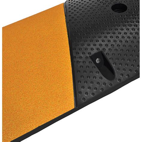 Modular Rubber Speed Bump Hump Textured Surface 72 × 12 × 25 Toolots