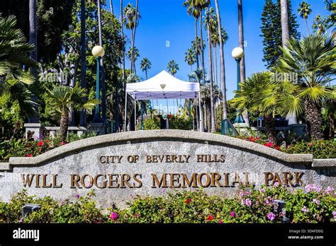 Sign At The Entrance To Will Rogers Memorial Park In Beverly Hills Los