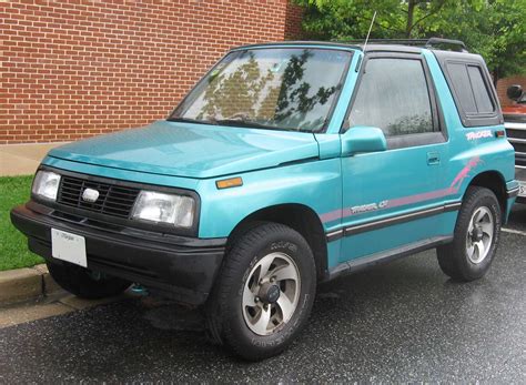 Geo Tracker 16 Lsi Specs Photos Videos And More On Topworldauto
