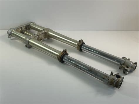 19931 Suzuki Rm125 Rm 125 Front Forks Fork Clamp Triple Tree Tripple Ebay