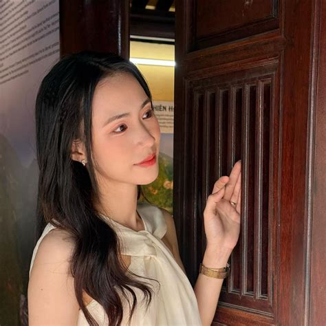 Giới Thiệu Về Tác Giả Nguyễn Thị Hương