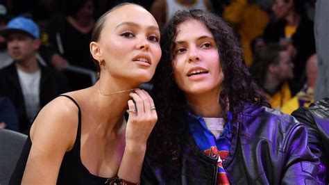 Meet Lily Rose Depps Girlfriend Rapper 070 Shake