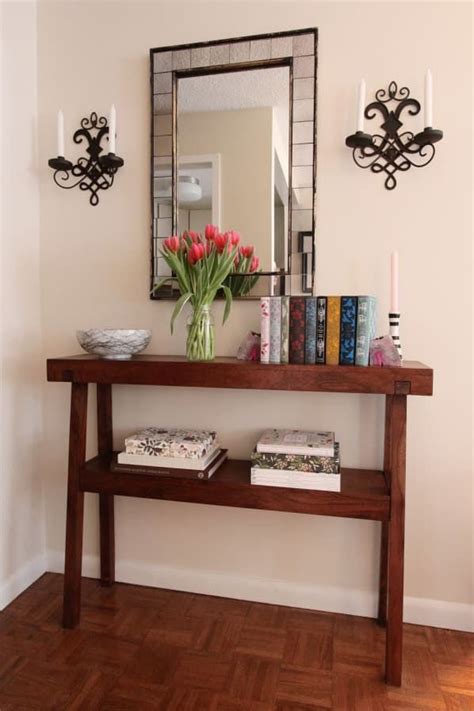 Jackies Stylish Upper East Side Studio Apartment Entryway Ideas