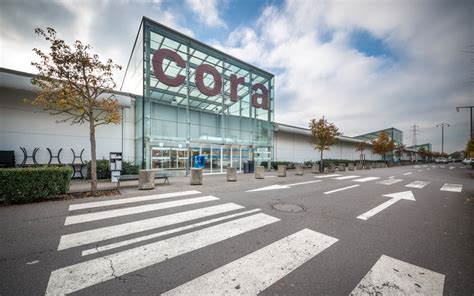 Cora Foetz 1 Poeckes Construction