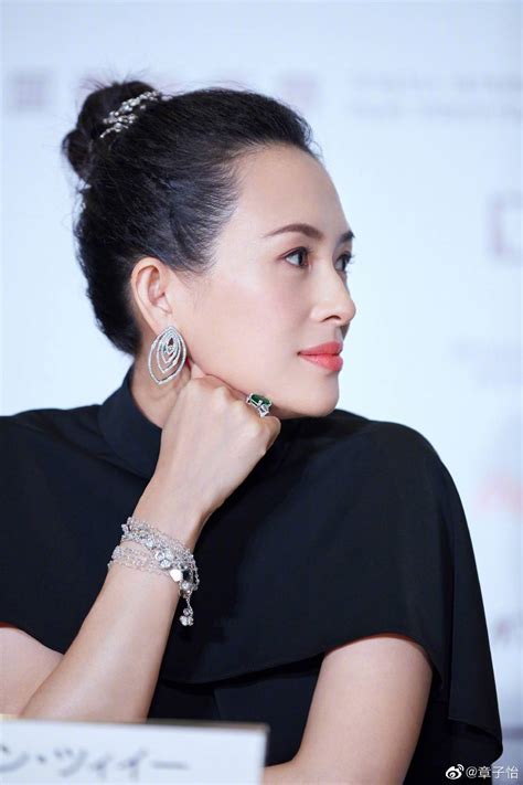 Zhang Ziyis 3 Year Old Daughter Is Very Familiar With Her Extensive