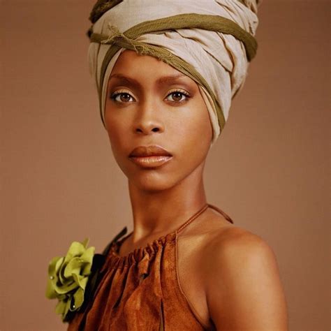 Erykah Badu Lyrics Songs And Albums Genius