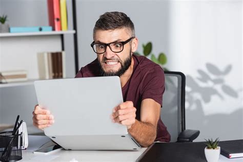 How To Fix A Laptop That Is Freezing And Buzzing STEPS Volt Fixer
