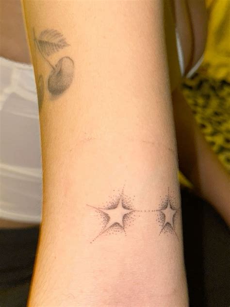 Twin Star Tattoo Stars And Dots Tattoo Filler Tat Inspo Tatto Idea