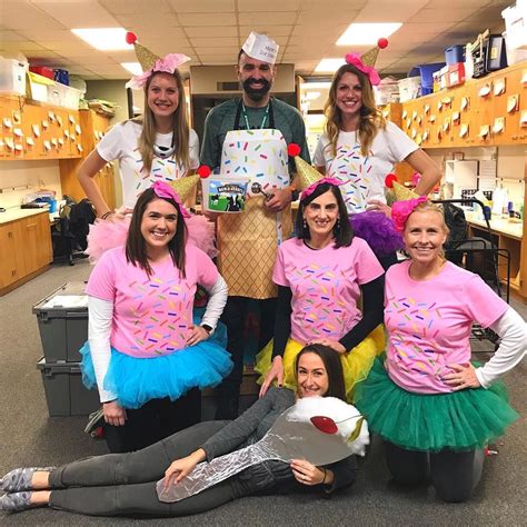 90 Halloween Costume Ideas For Groups From Movies And Tv Shows Diy